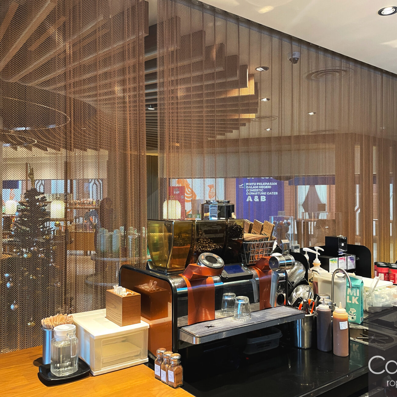 Metal Drapery Screens • Starbucks Coffee, KLIA - CableRod